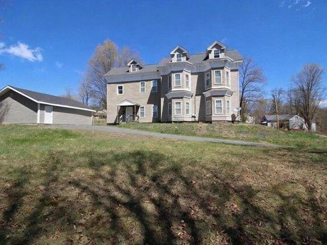 5 bedroom, Orange MA 01364 102561353
