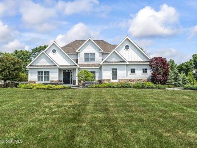 5 bedroom, Loudonville NY 12211 104904843