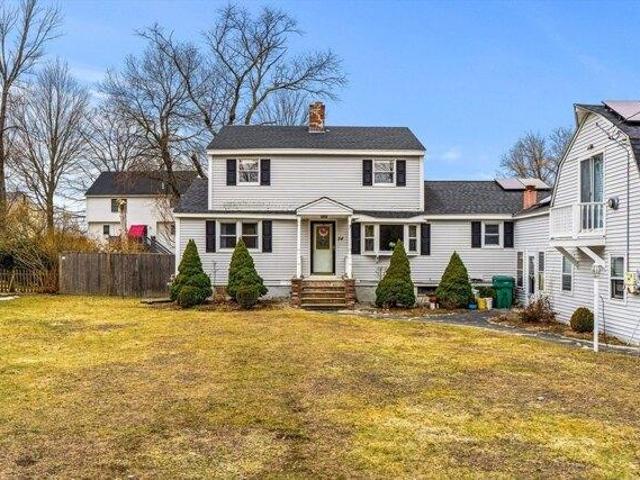 5 bedroom, Lowell MA 01854 102344076