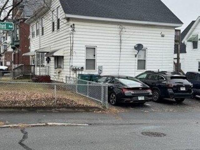 5 bedroom, Lowell MA 01854 102345711