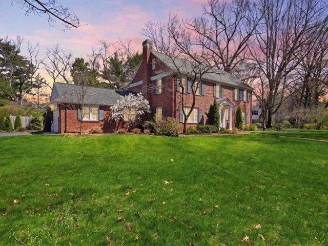 5 bedroom, Longmeadow MA 01106 102825615