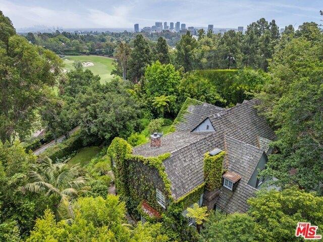 5 bedroom, Los Angeles CA 90077 95989298