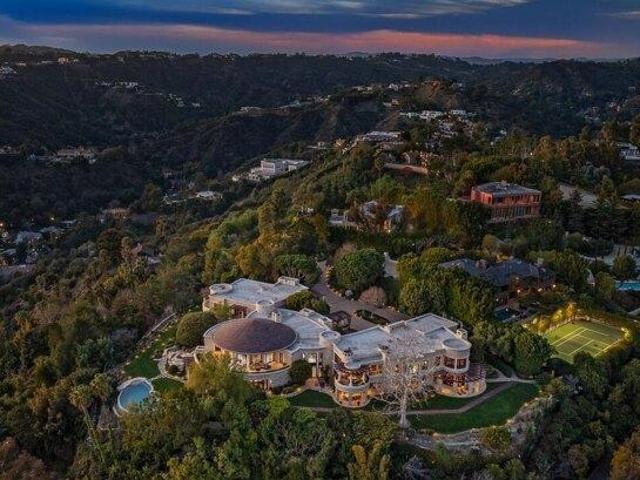 5 bedroom, Los Angeles CA 90077 LS96626402