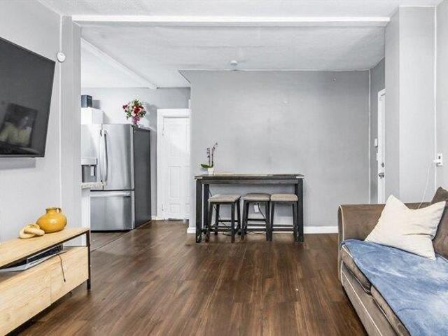 5 bedroom, Lawrence MA 01841 105191988