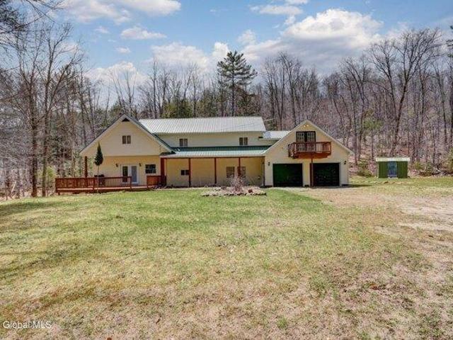 5 bedroom, Lake Pleasant NY 12108 104922320