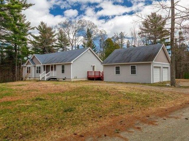 5 bedroom, Lamoine ME 04605 LS103070052