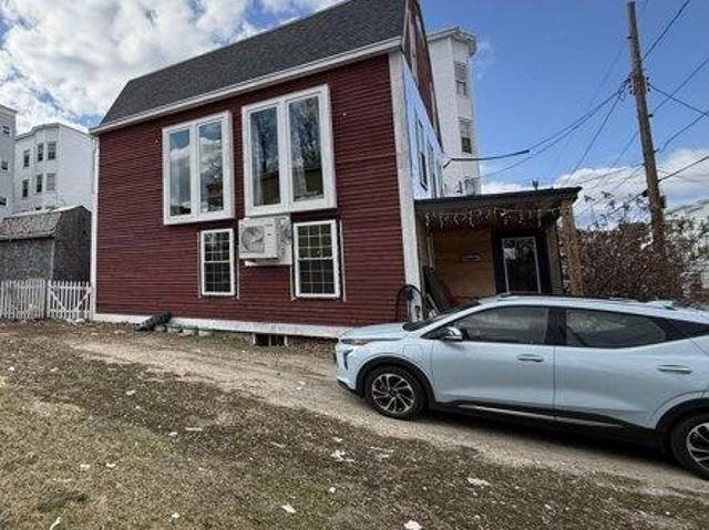 5 bedroom, Lewiston ME 04240 102592441