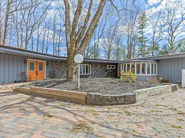 5 bedroom, Lewiston ME 04240 102709421