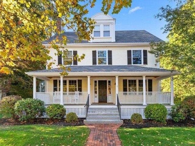 5 bedroom, Lexington MA 02421 104329200