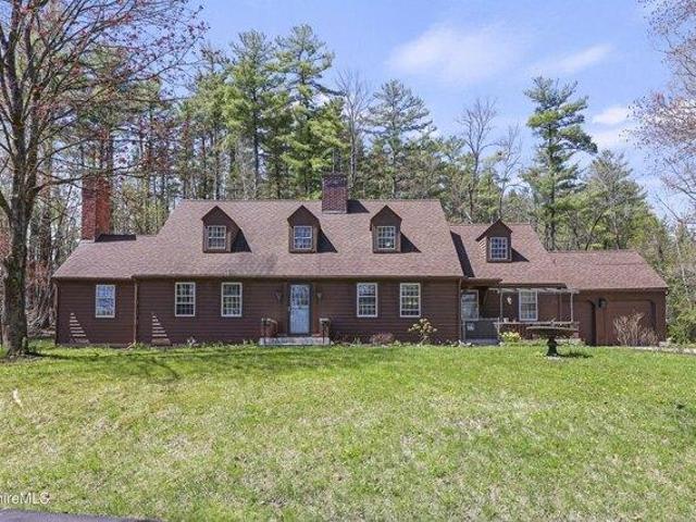 5 bedroom, Lee MA 01238 102372431