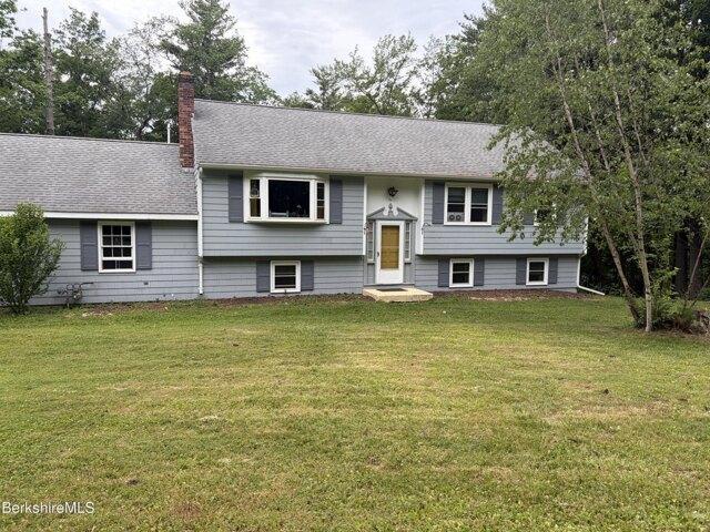 5 bedroom, Lenox MA 01240 104654645