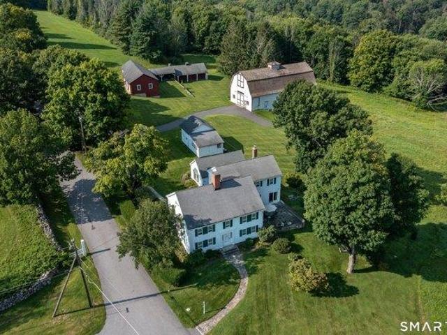 5 bedroom, Litchfield CT 06759 105158759