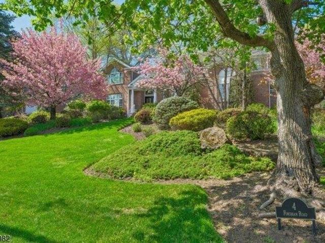 5 bedroom, Livingston NJ 07039 104848871