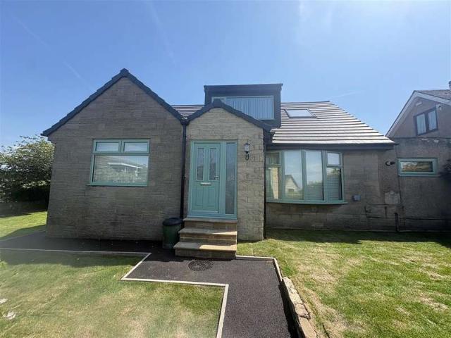 5 Bedroom Link Detached House