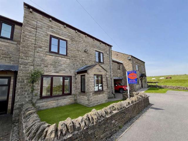 5 Bedroom Link Detached House