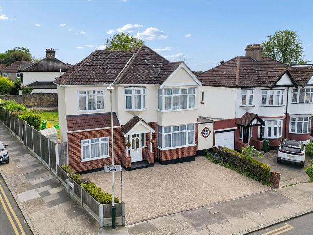 5 bedroom link detached house for sale