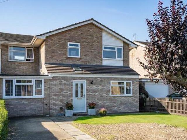 5 Bedroom Link Detached House For Sale In Waterbeach