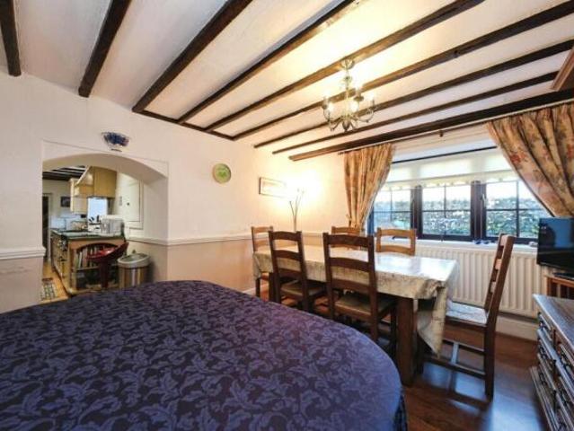 5 bedroom link detached house for sale in Worrall Hall, Kirk Edge Road, Worrall, S35