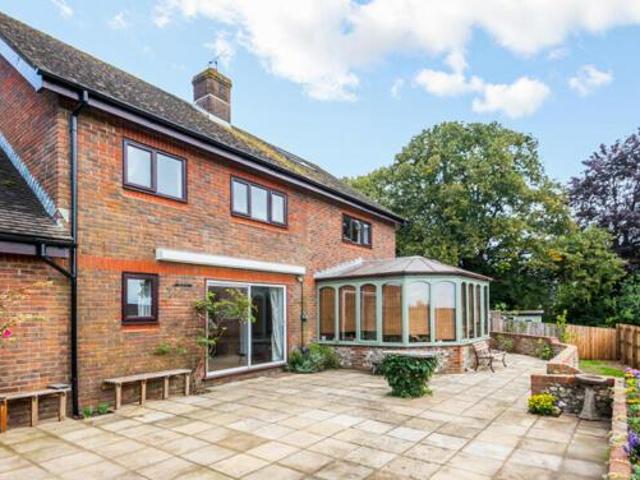 5 Bedroom Link Detached House For Sale In Alresford, Hampshire