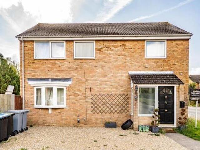 5 Bedroom Link Detached House For Sale In Carterton