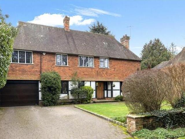 5 Bedroom Link Detached House For Sale In Guildford, Surrey
