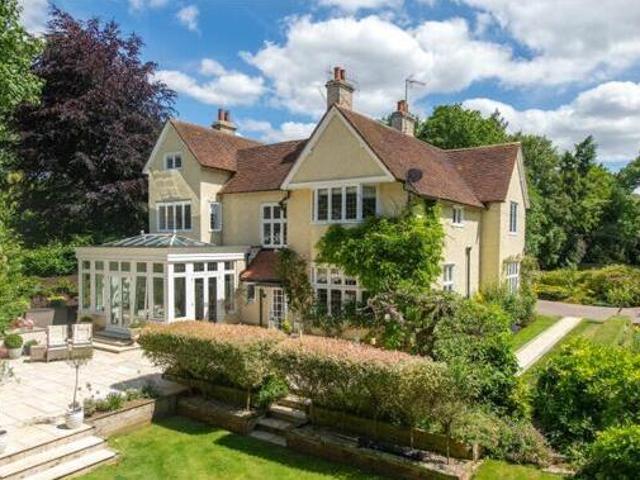 5 Bedroom Link Detached House For Sale In Hitchin, Hertfordshire