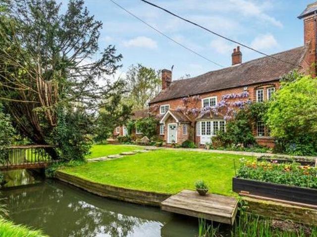 5 Bedroom Link Detached House For Sale In Ripley, Surrey