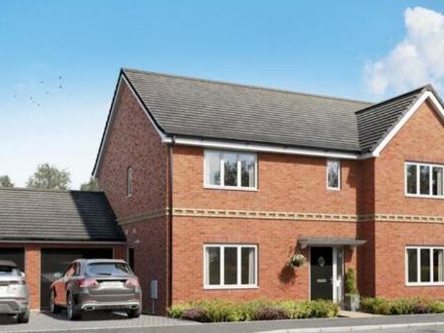 5 Bedroom Link Detached House For Sale In Spencers Wood