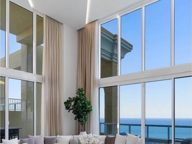 5 bedroom luxury Flat for sale in Sunny Isles Beach, Florida