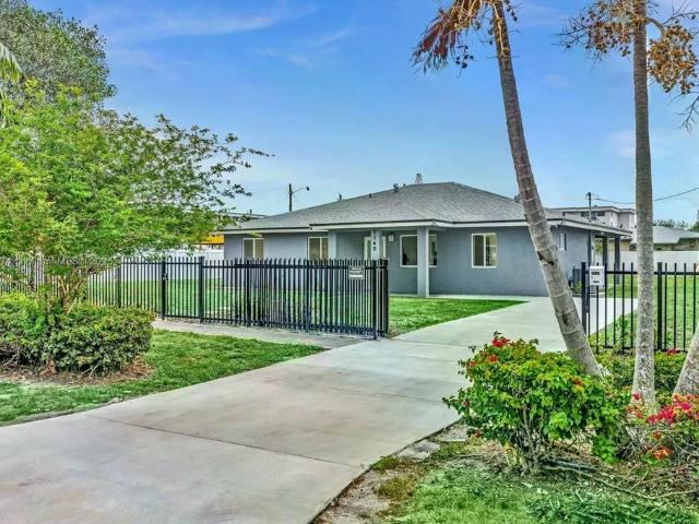 5 bedroom luxury House for sale in North Miami, Florida