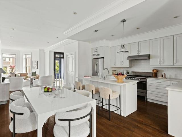 5 bedroom luxury House for sale in Brooklyn, United States