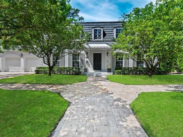 5 bedroom luxury House for sale in Coral Gables, Florida