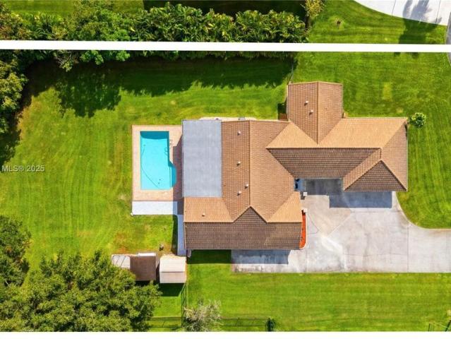 5 bedroom luxury House for sale in Davie, Florida