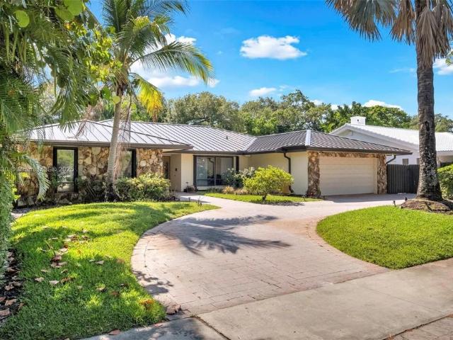 5 bedroom luxury House for sale in Hollywood, Florida
