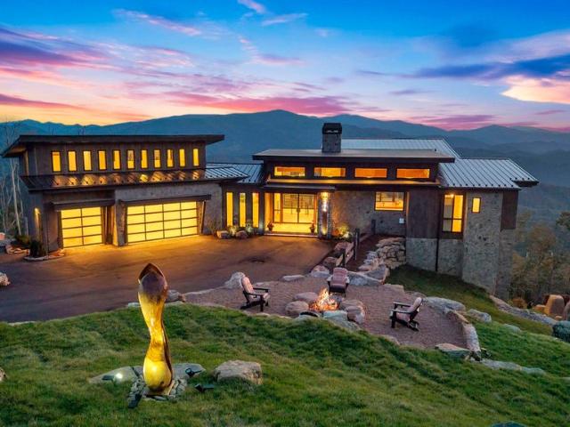 5 bedroom luxury House for sale in 294 Silver Eagle Trail Banner Elk, North Carolina 28604, Banner Elk, Avery County, North Carolina