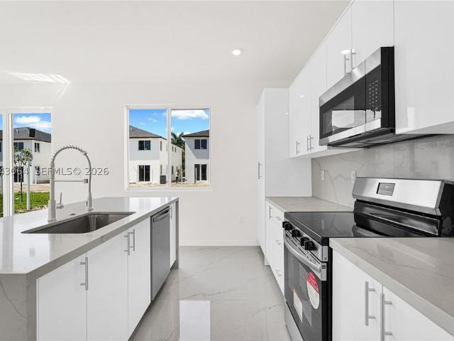 5 bedroom luxury Townhouse for sale in Miami, Florida