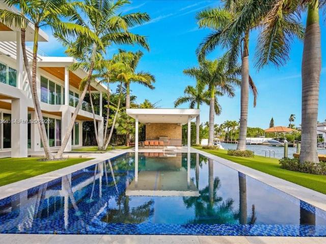 5 bedroom luxury Villa for rent in Miami Beach, United States
