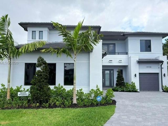 5 bedroom luxury Villa for rent in Miami, Florida