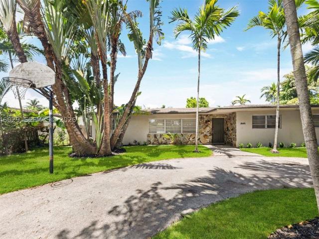 5 bedroom luxury Villa for rent in Miami, Florida