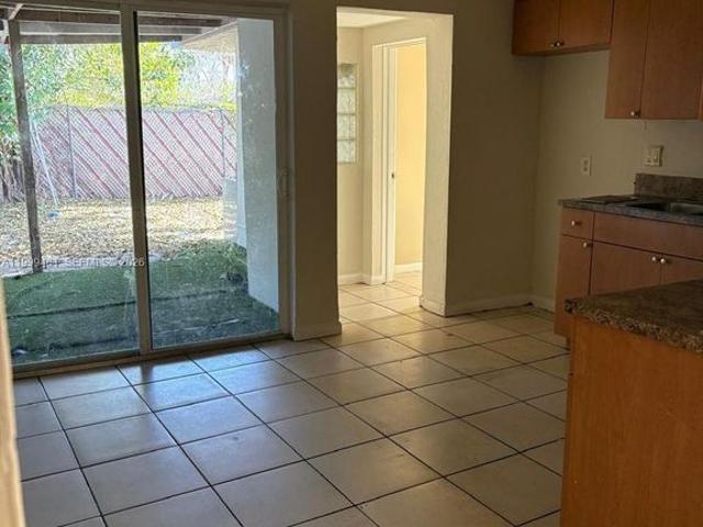 5 bedroom luxury Villa for rent in Miami Heights Trailer Park, Florida