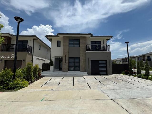 5 bedroom luxury Villa for rent in Florida City, Florida