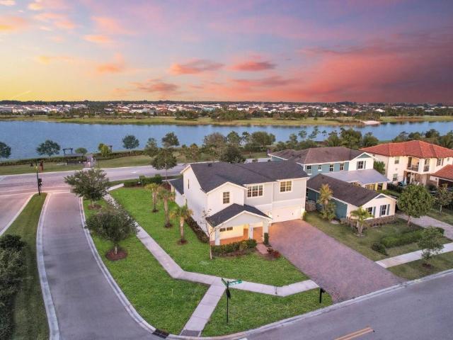 5 bedroom luxury Villa for rent in Loxahatchee Groves, Florida