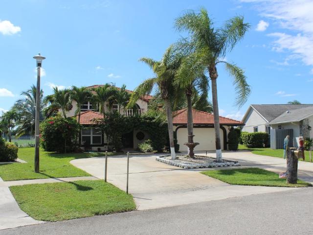 5 bedroom luxury Villa for rent in Wellington, Florida