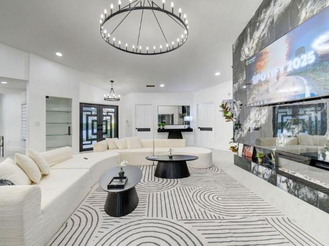 5 bedroom luxury Villa for rent in Wellington, Florida