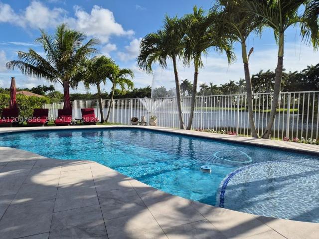 5 bedroom luxury Villa for rent in Weston, United States