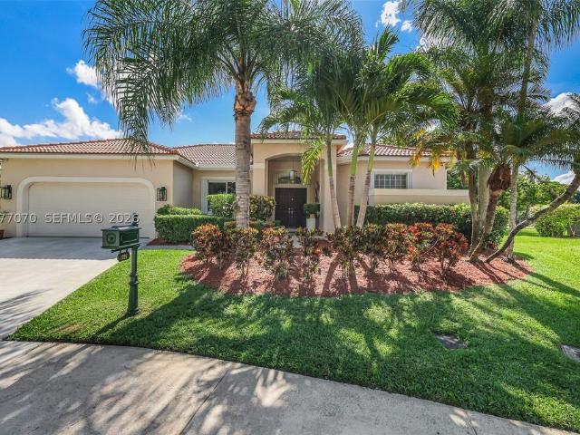 5 bedroom luxury Villa for rent in Weston, United States