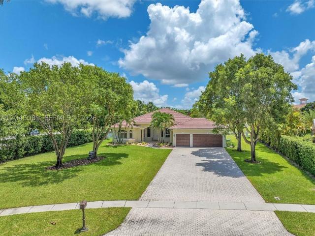 5 bedroom luxury Villa for rent in Weston, United States