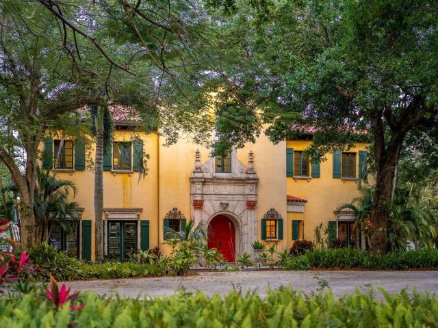 5 bedroom luxury Villa for sale in Merritt Island, Florida