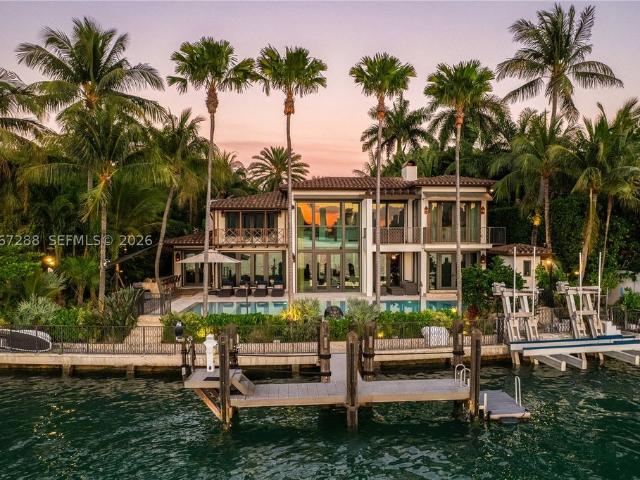 5 bedroom luxury Villa for sale in Miami Beach, Florida