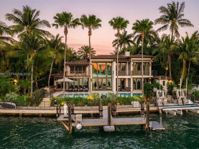 5 bedroom luxury Villa for sale in Miami Beach, Florida